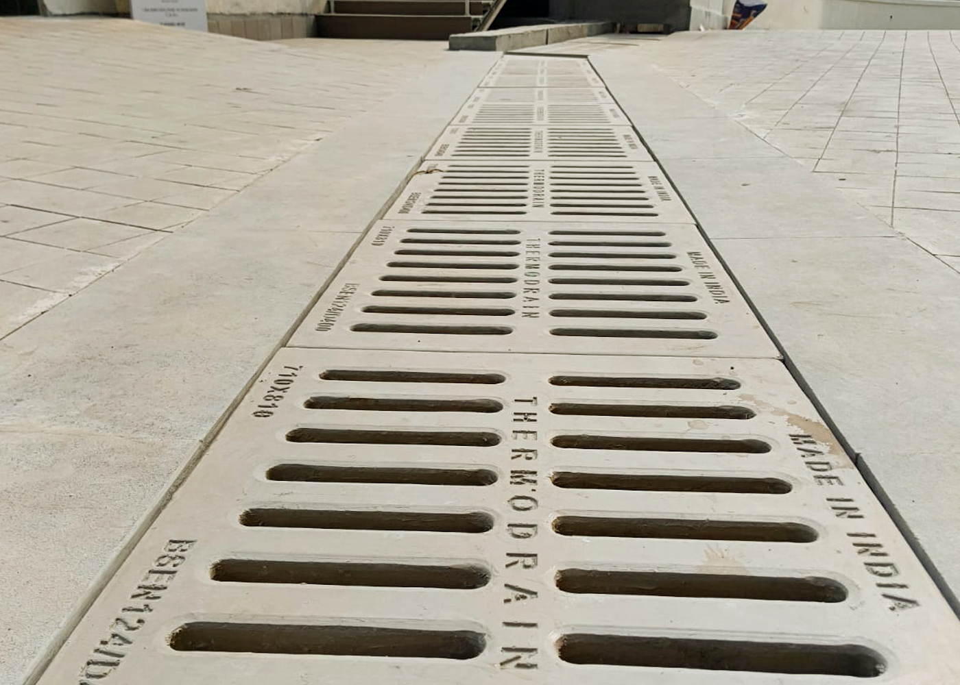 Gully Covers / Gratings, FRP Water Gully Covers, GRP Drain Covers ...